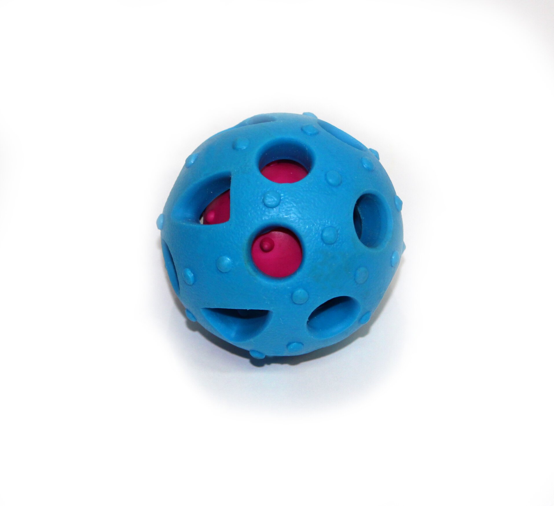 IQ Treat Dispensing Dual Layer TPR Ball - Dog-Toys : Pet Shop Auckland ...